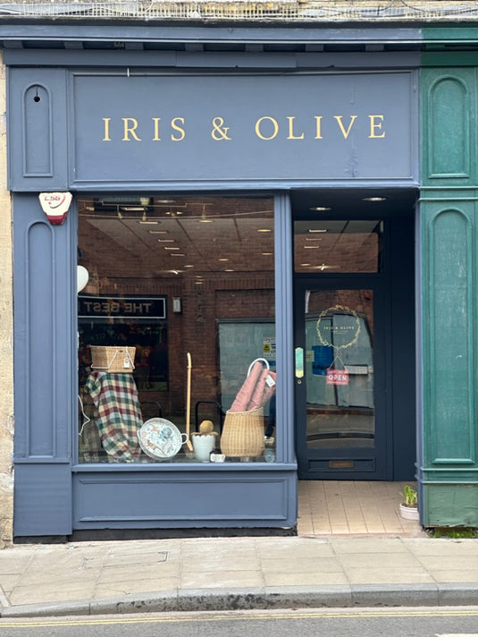 Iris & Olive